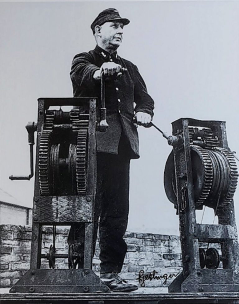 Gibt es eigentlich noch Schrankenwärter? - KLE-Blatt Blog